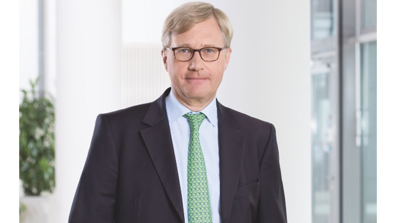 Expect a delayed renewal, says E&S | Intelligent Insurer